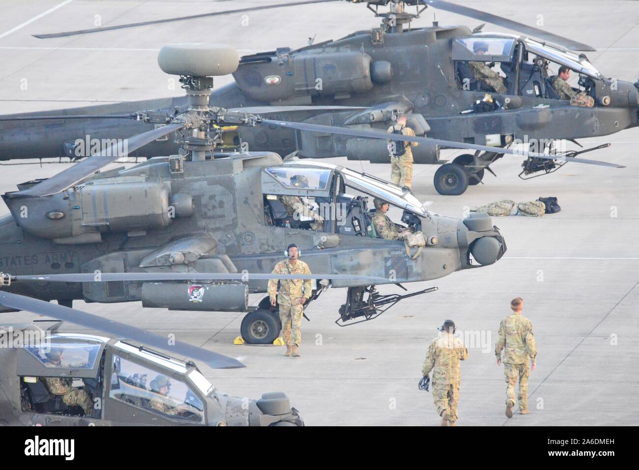 Apache helicopters from the 3rd Combat Aviation Brigade out of Hunter ...