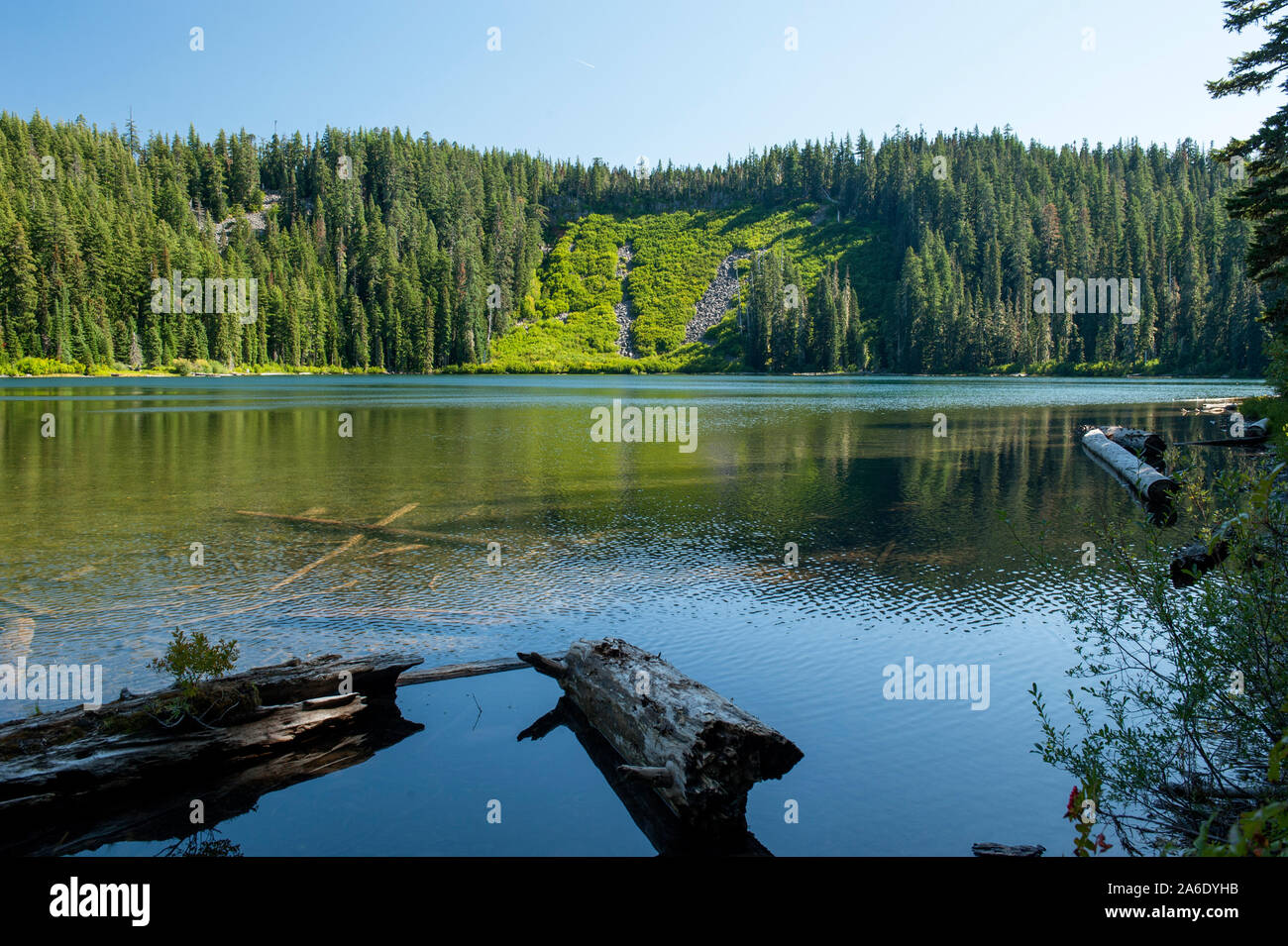 Fish Lake, in Oregon's Olallie Lake Scenic Area Stock Photo - Alamy