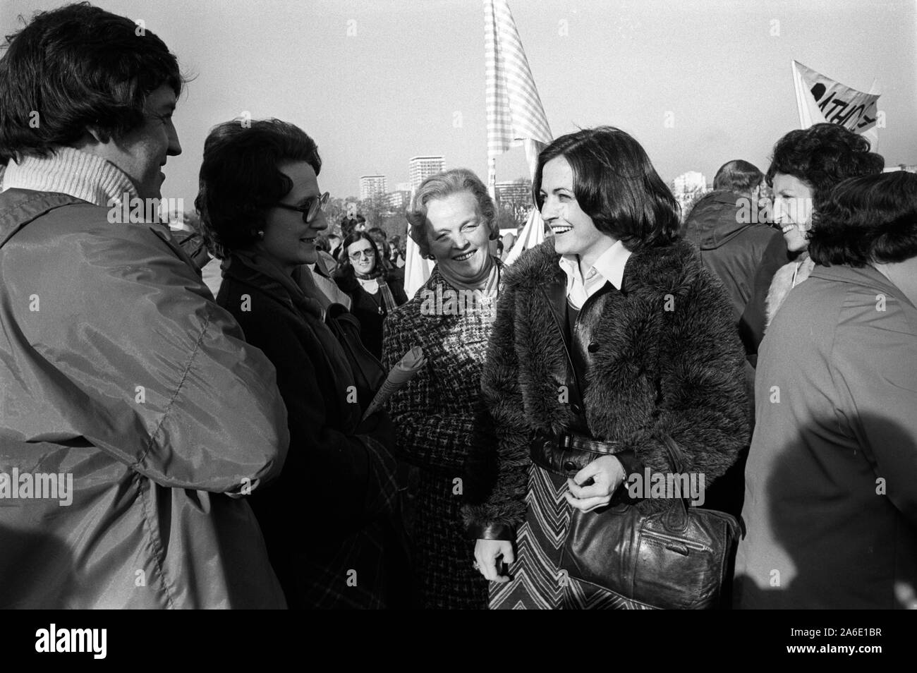 Northern ireland peace people movement hi-res stock photography and ...