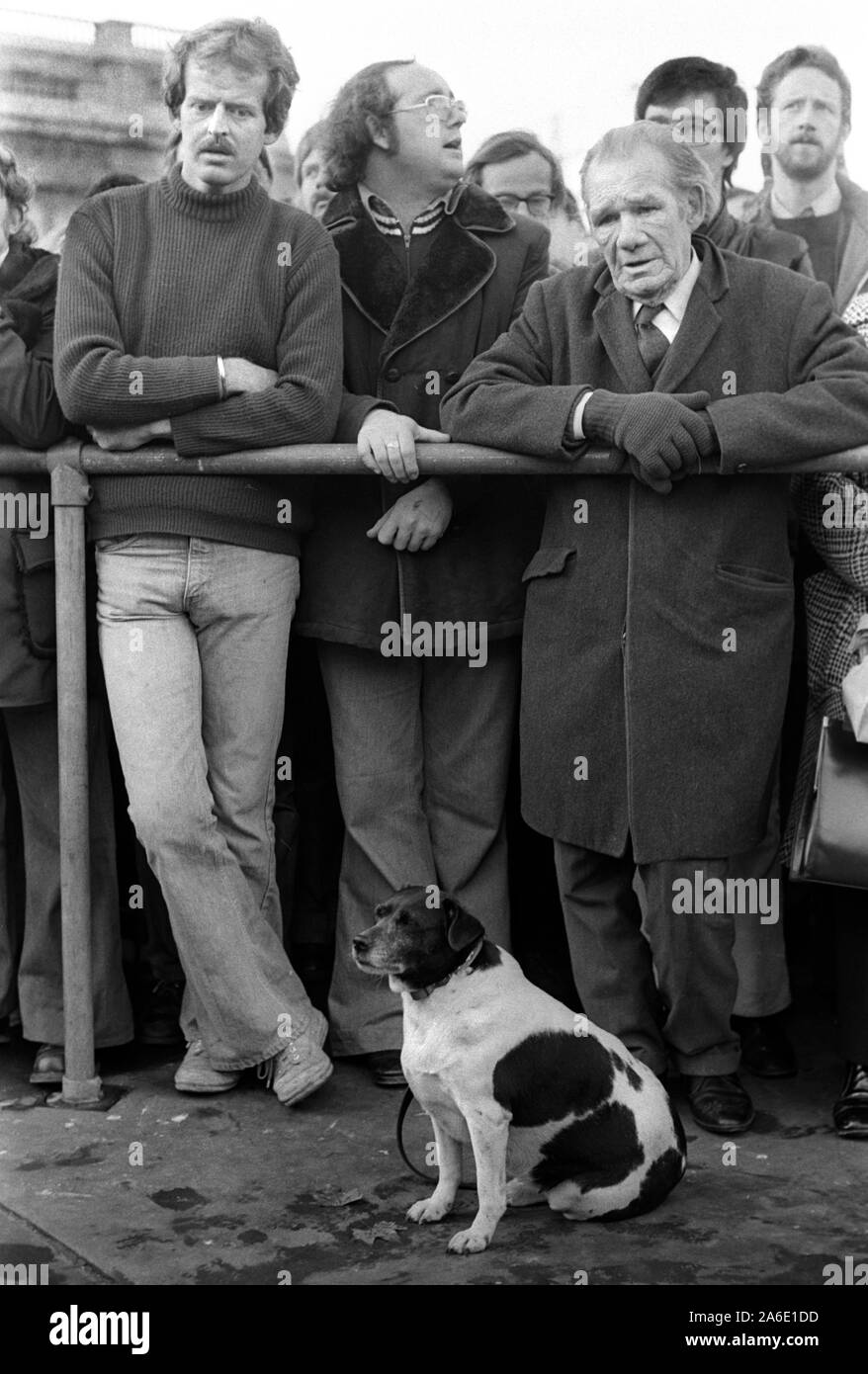 People demonstrate in london Black and White Stock Photos & Images - Alamy