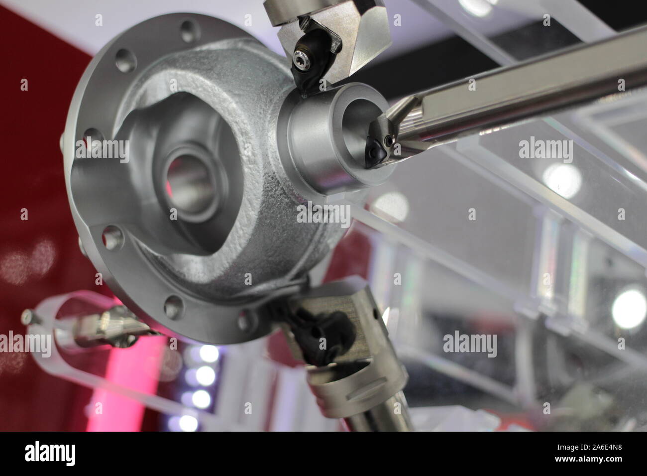 iron casting demonstrate to be machined by cutting tool of cnc ...
