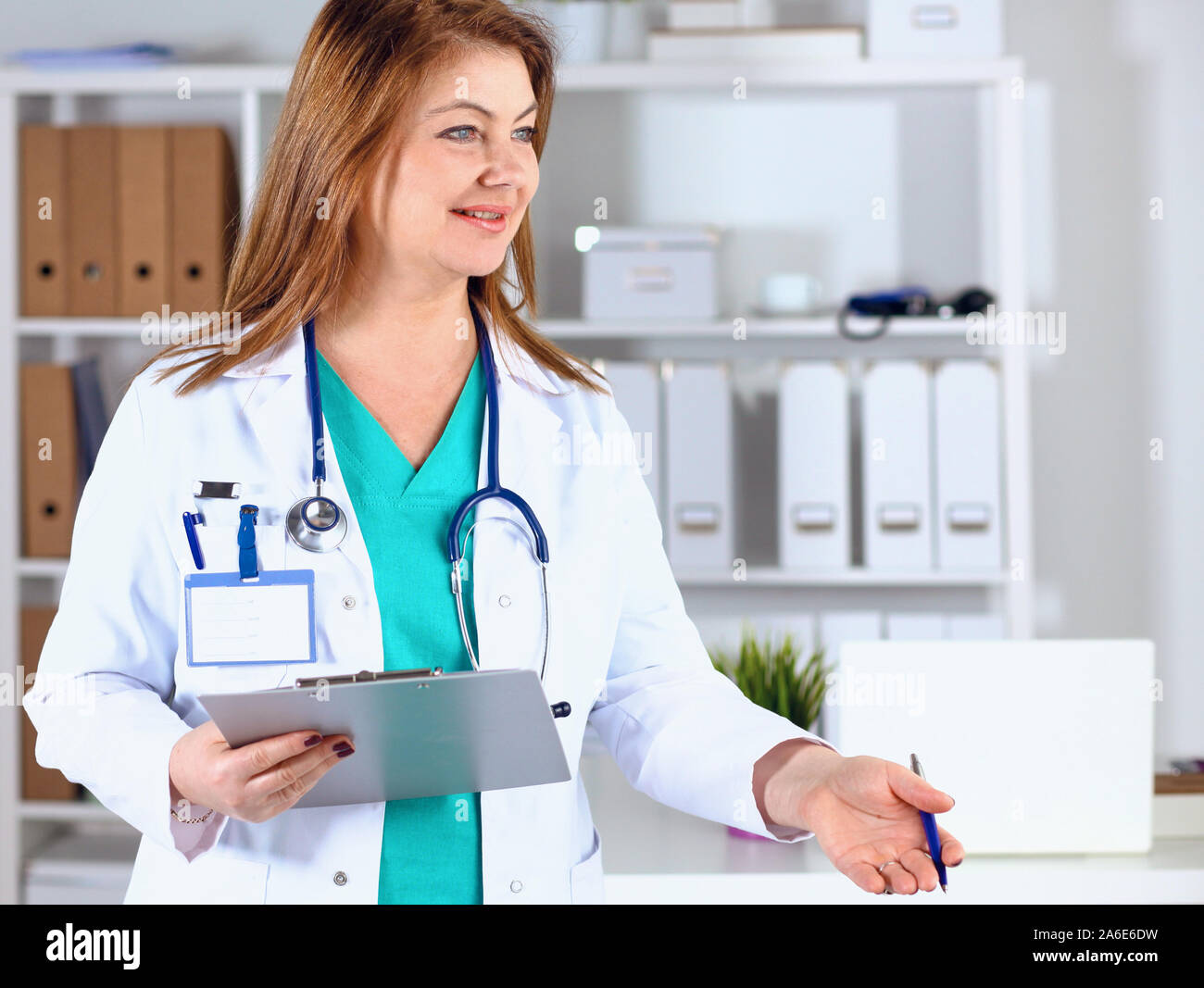 Medical doctor woman in hi-res stock photography and images - Alamy
