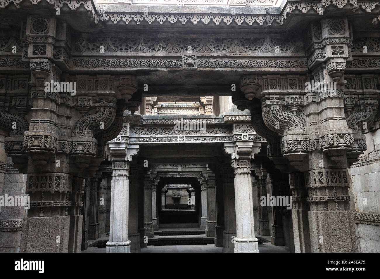 Ahmedabad, Gujarat, India -Asia: Adalaj Stepwell Beautiful architecture ...