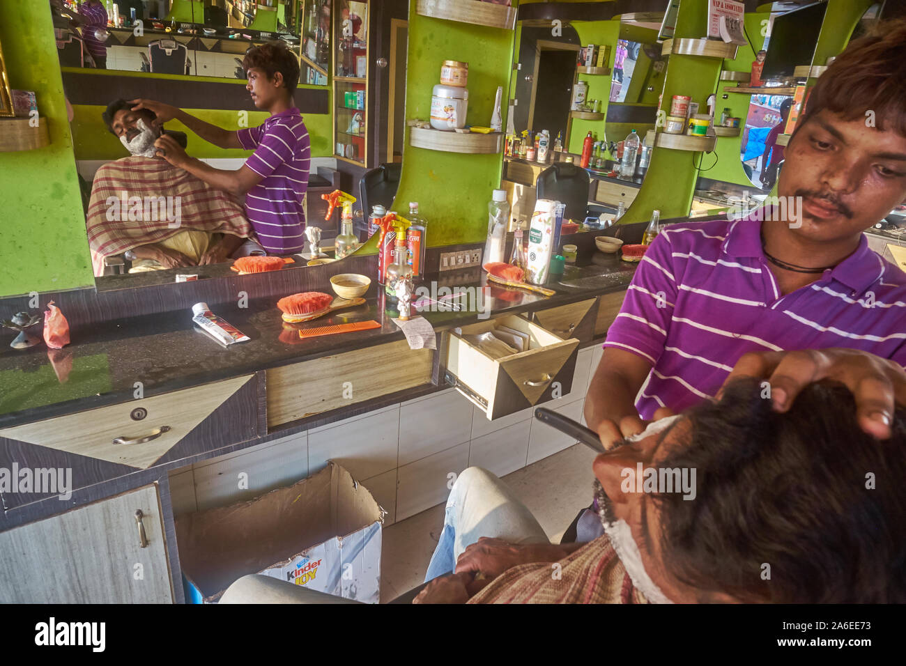 Indian Barber High Resolution Stock Photography and Images - Alamy