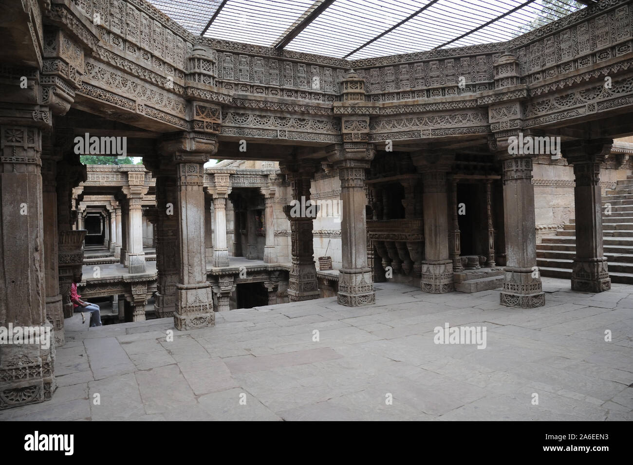 Ahmedabad, Gujarat, India -Asia: Adalaj Stepwell Beautiful architecture ...