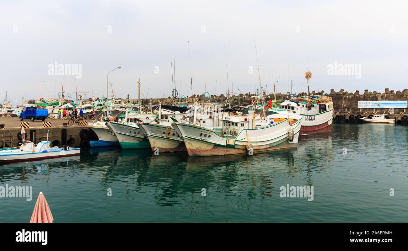 Taiwan fishing port hi-res stock photography and images - Alamy