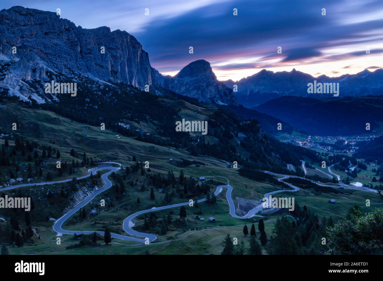 Passo gardena hi-res stock photography and images - Alamy