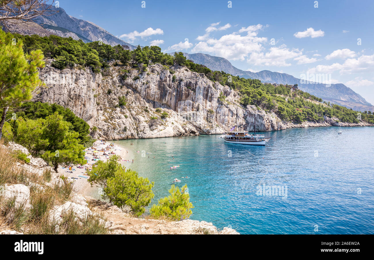 Marvelous Nugal beach near Makarska village, beautiful Mediterranean ...