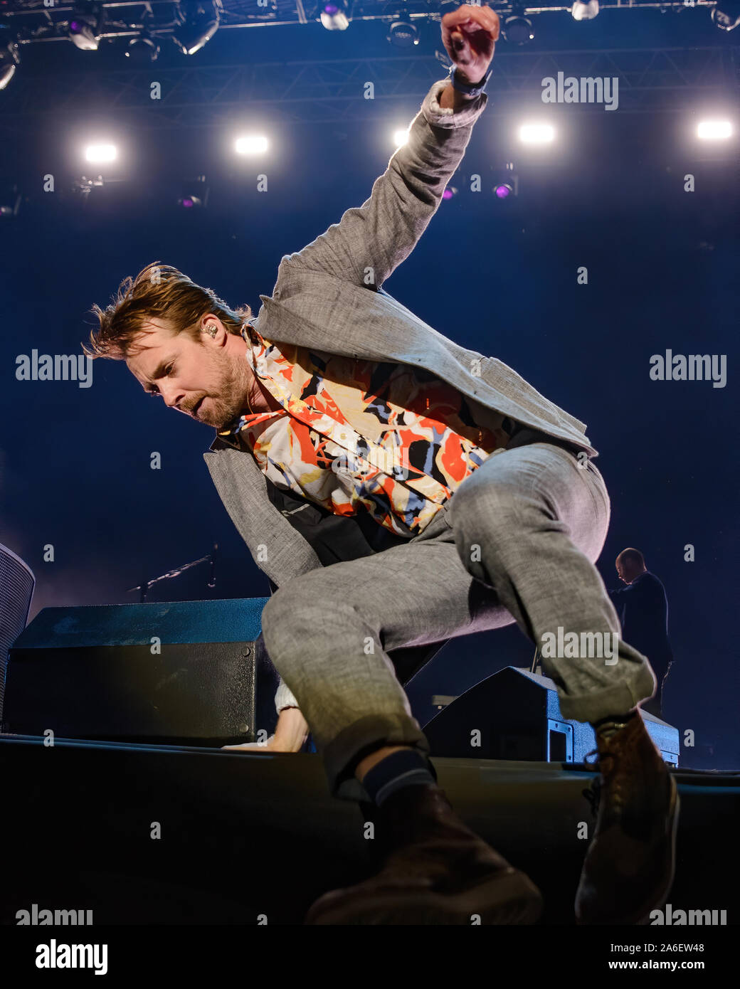 Kaiser chiefs hi-res stock photography and images - Alamy