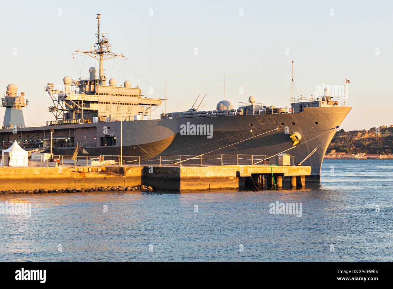 Portuguese ship battle hi-res stock photography and images - Alamy