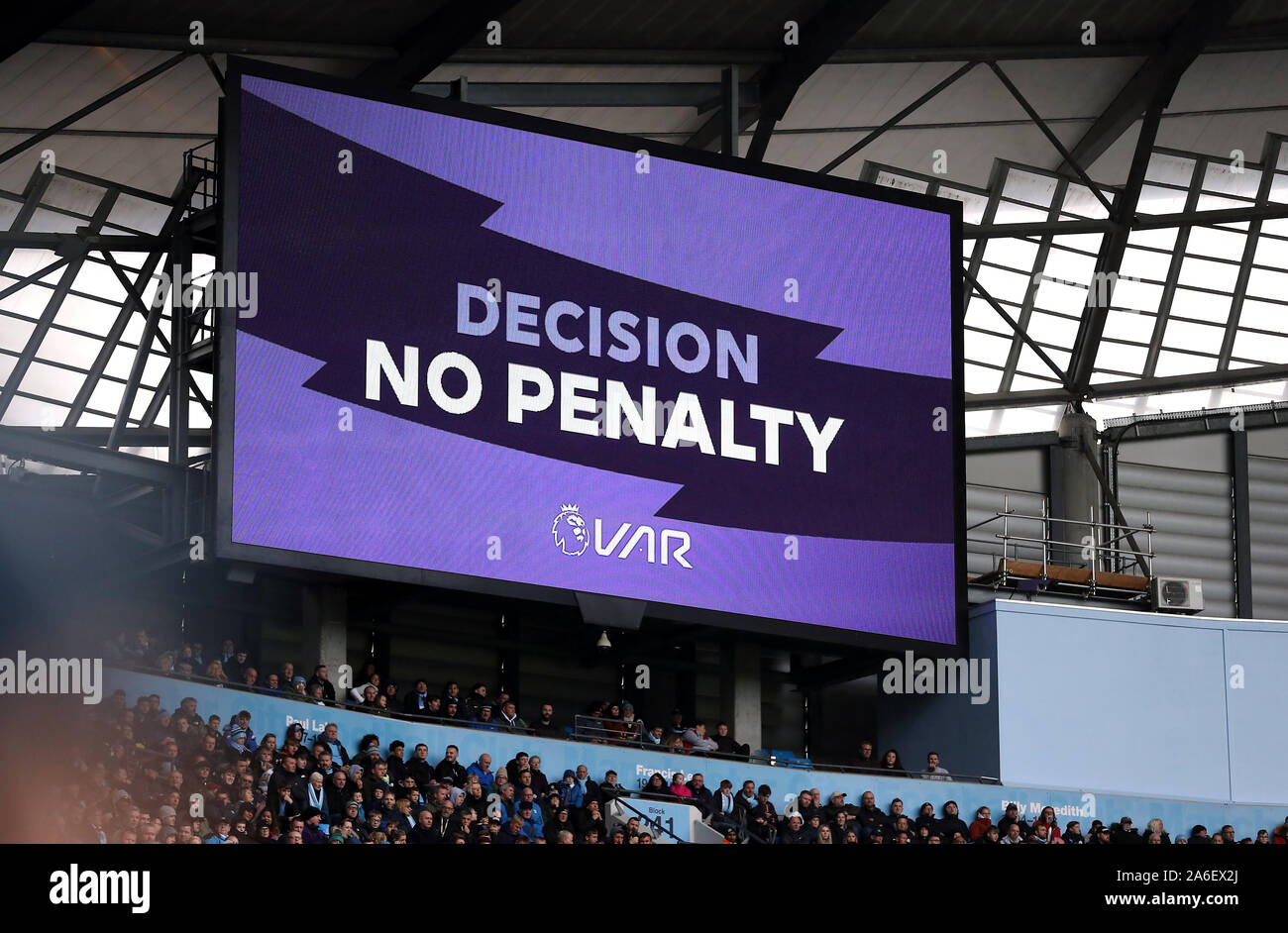 Penalty incident hi-res stock photography and images - Alamy