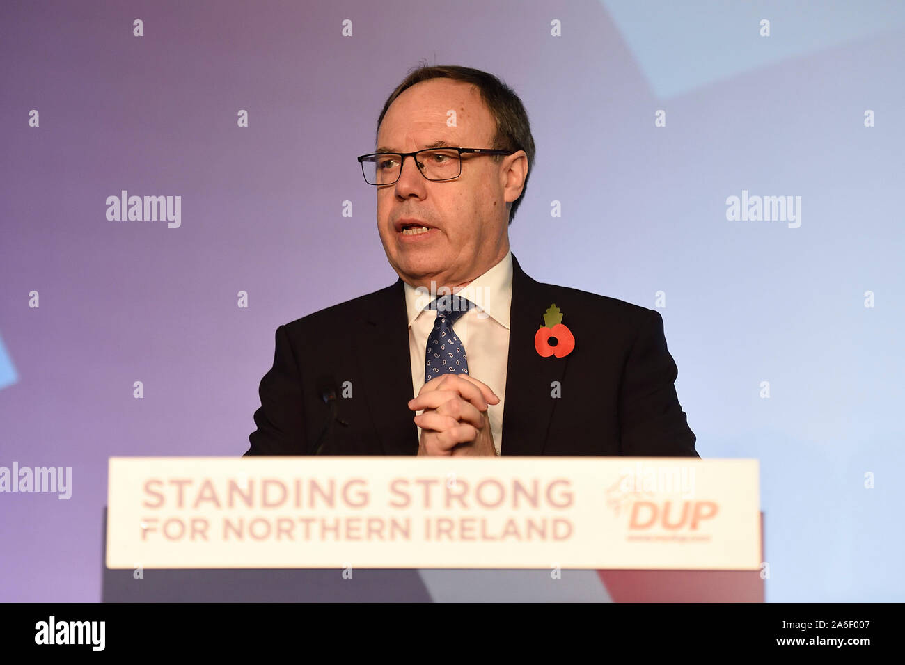 Nigel dodds mp hi-res stock photography and images - Alamy