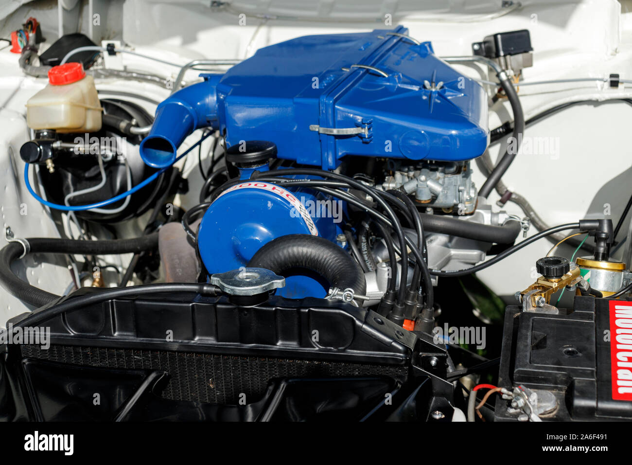 Ford capri engine hi-res stock photography and images - Alamy
