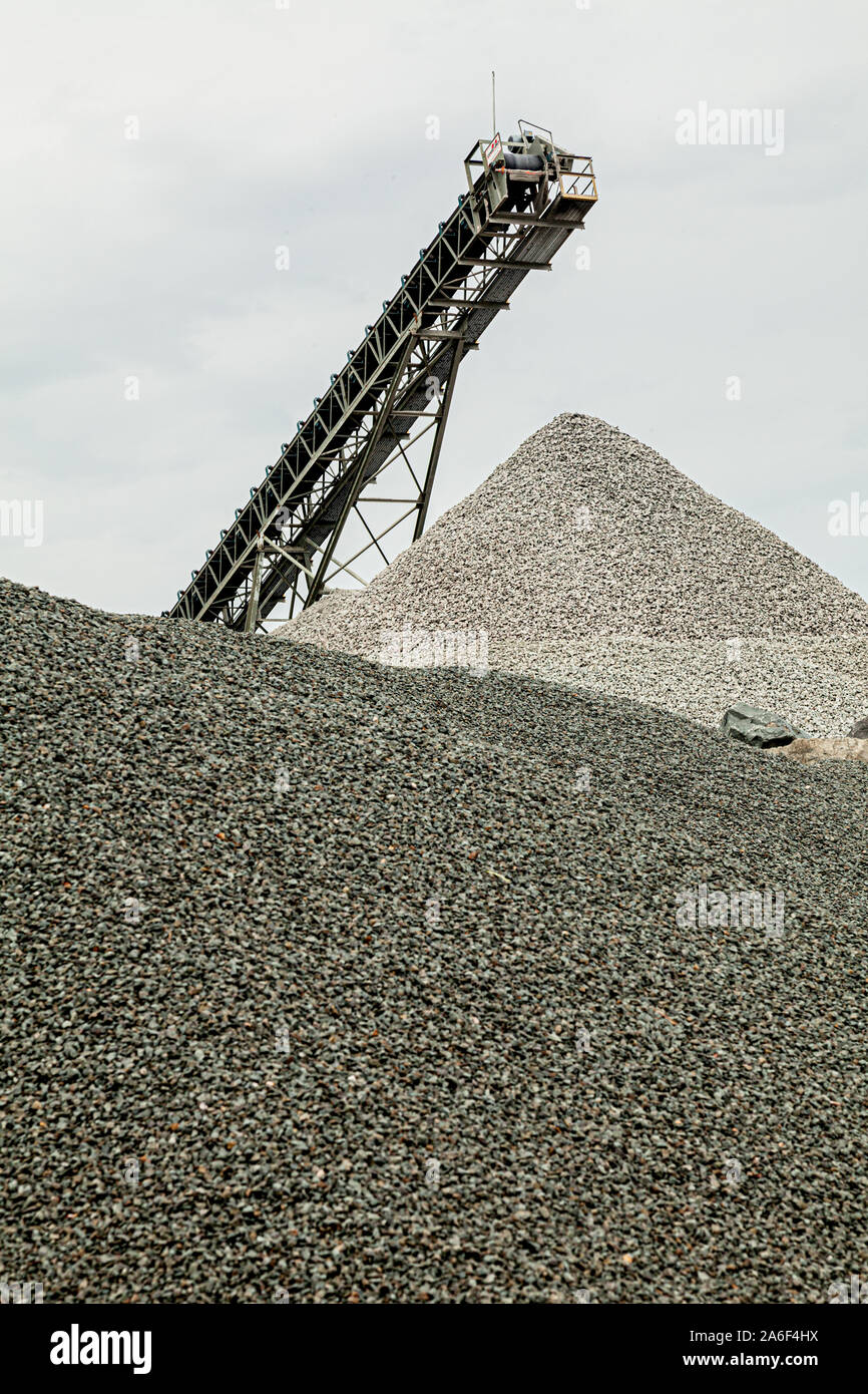 Sand stockpile hi-res stock photography and images - Alamy