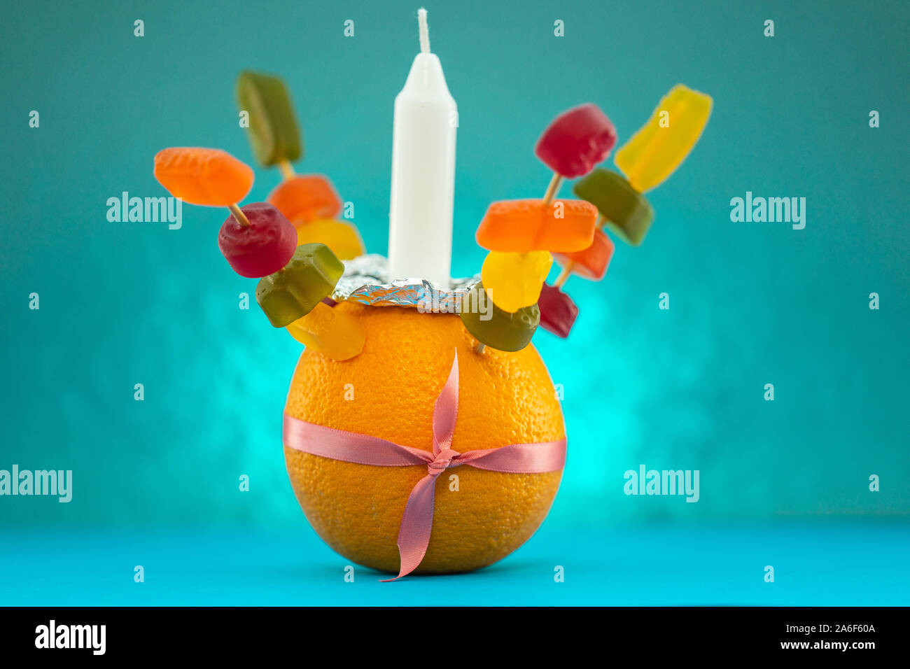 Christingle hi-res stock photography and images - Alamy