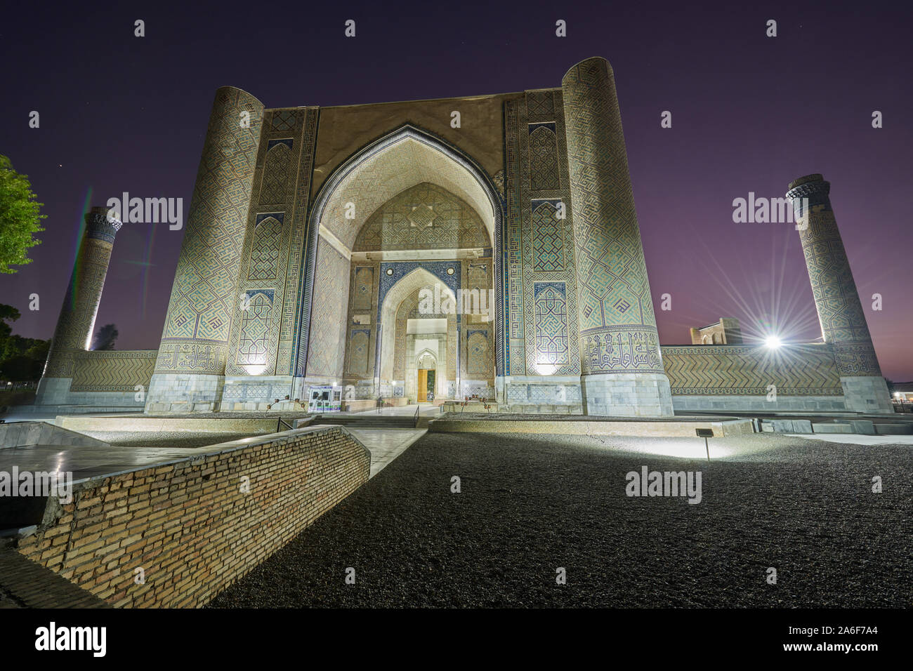 illuminated Bibi-Khanym Mosque or Bibi Khanum Mosque after sunset ...