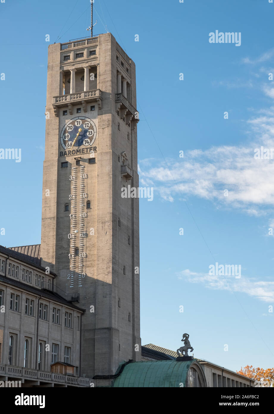 Exterior of the Deutsches Museum, Munich, Germany, the worlds largest ...
