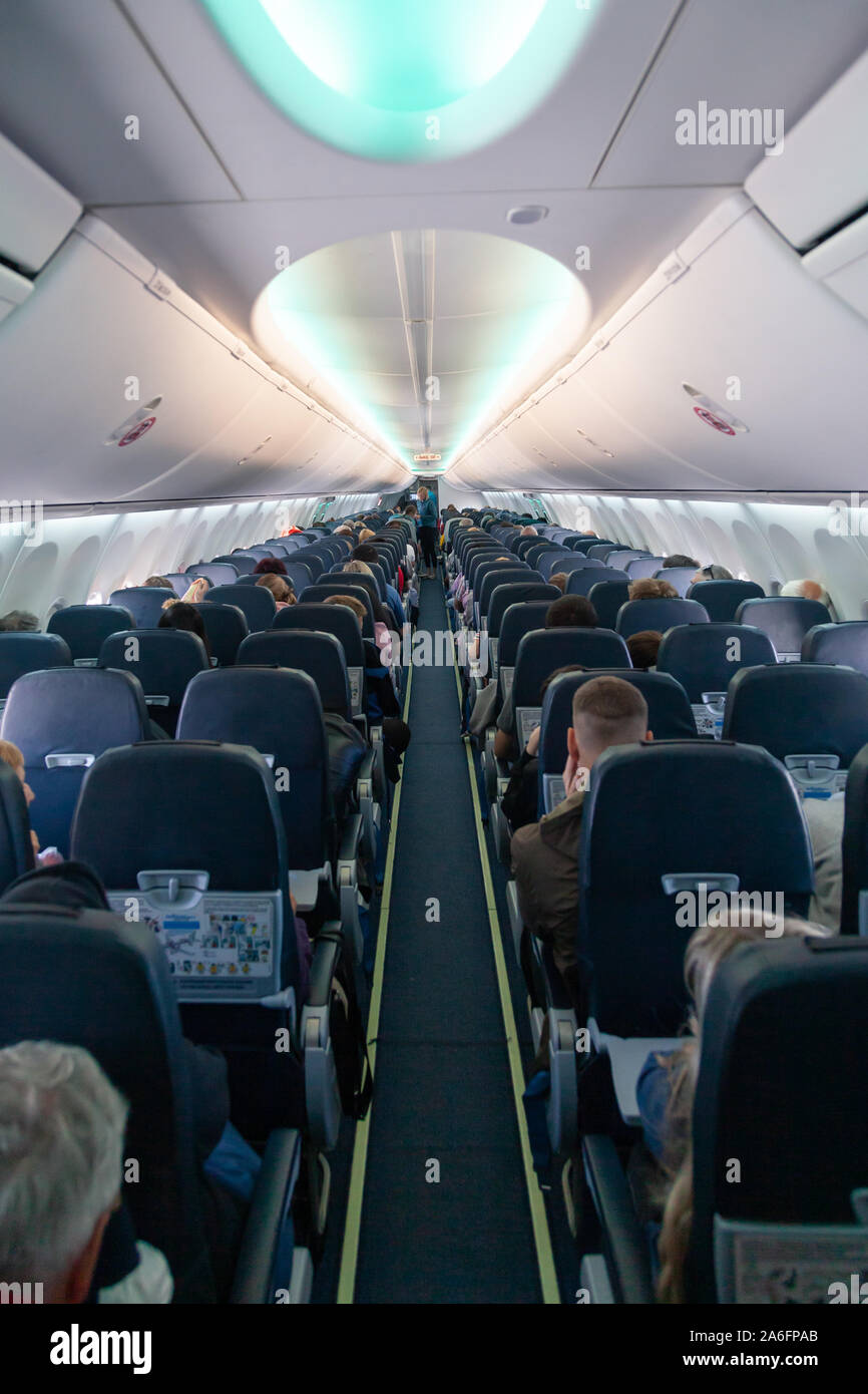 Plane Aisle Passenger High Resolution Stock Photography and Images - Alamy