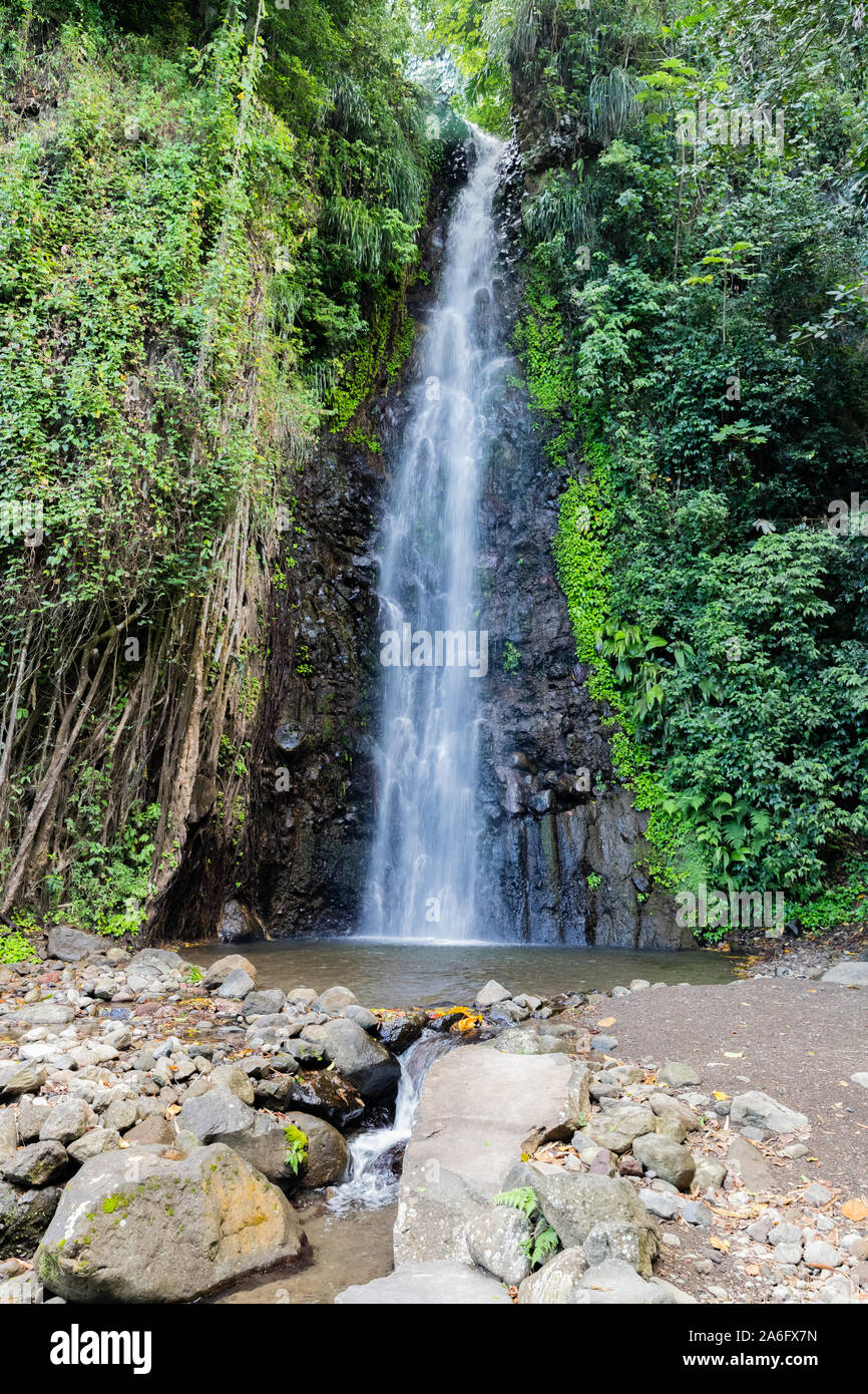 Dark view falls hi-res stock photography and images - Alamy