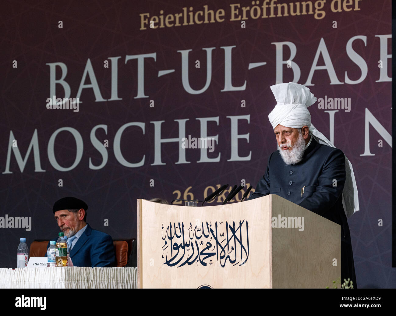 Nahe, Germany. 26th Oct, 2019. Caliph Mirza Masroor Ahmad, spiritual ...