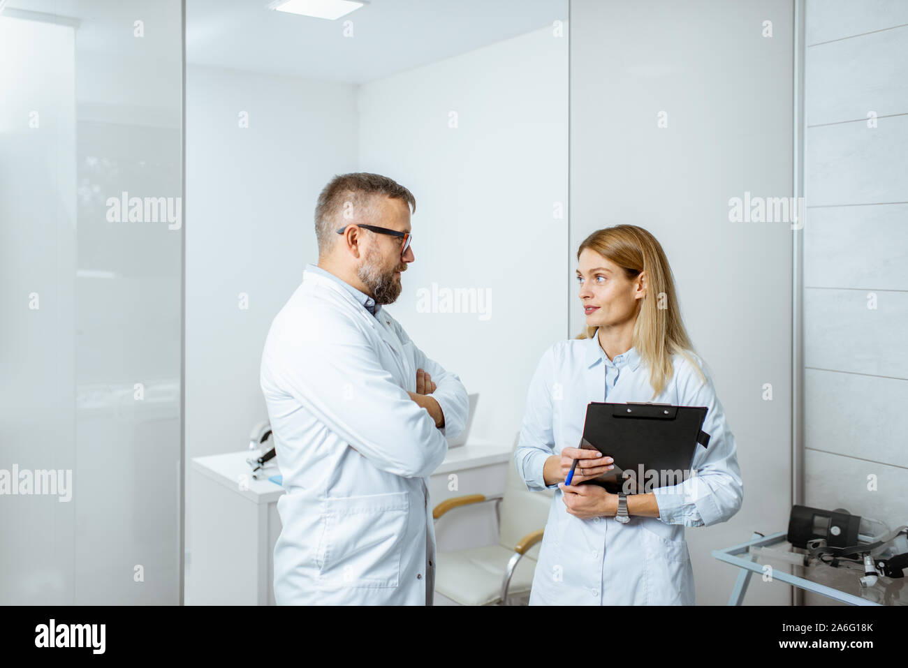 Medical meeting hi-res stock photography and images - Alamy
