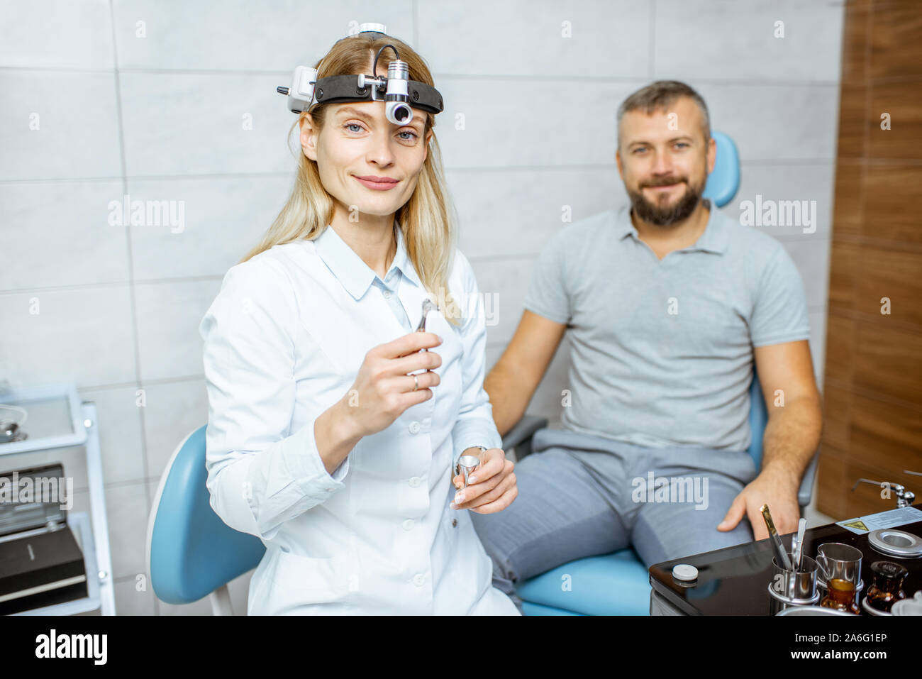 Ent mirror hi-res stock photography and images - Alamy