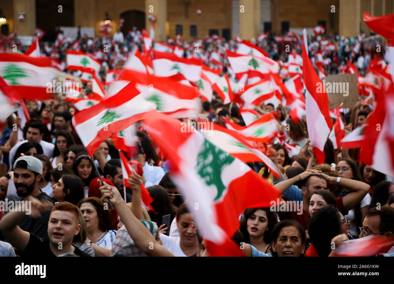 Lebanon protests 2019 hi-res stock photography and images - Alamy