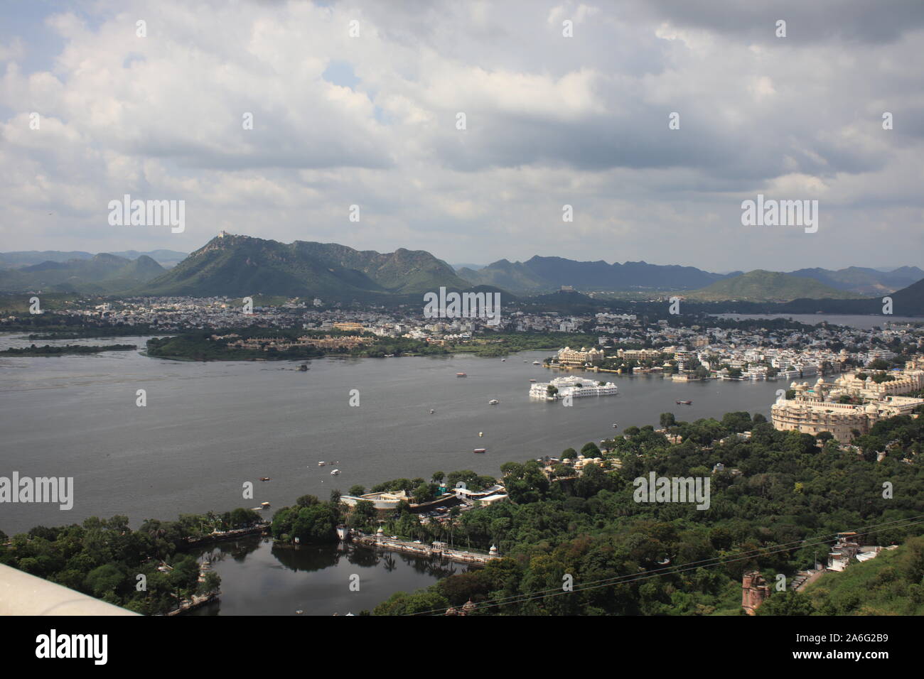 Lake Pichola Mountain View Stock Photo - Alamy