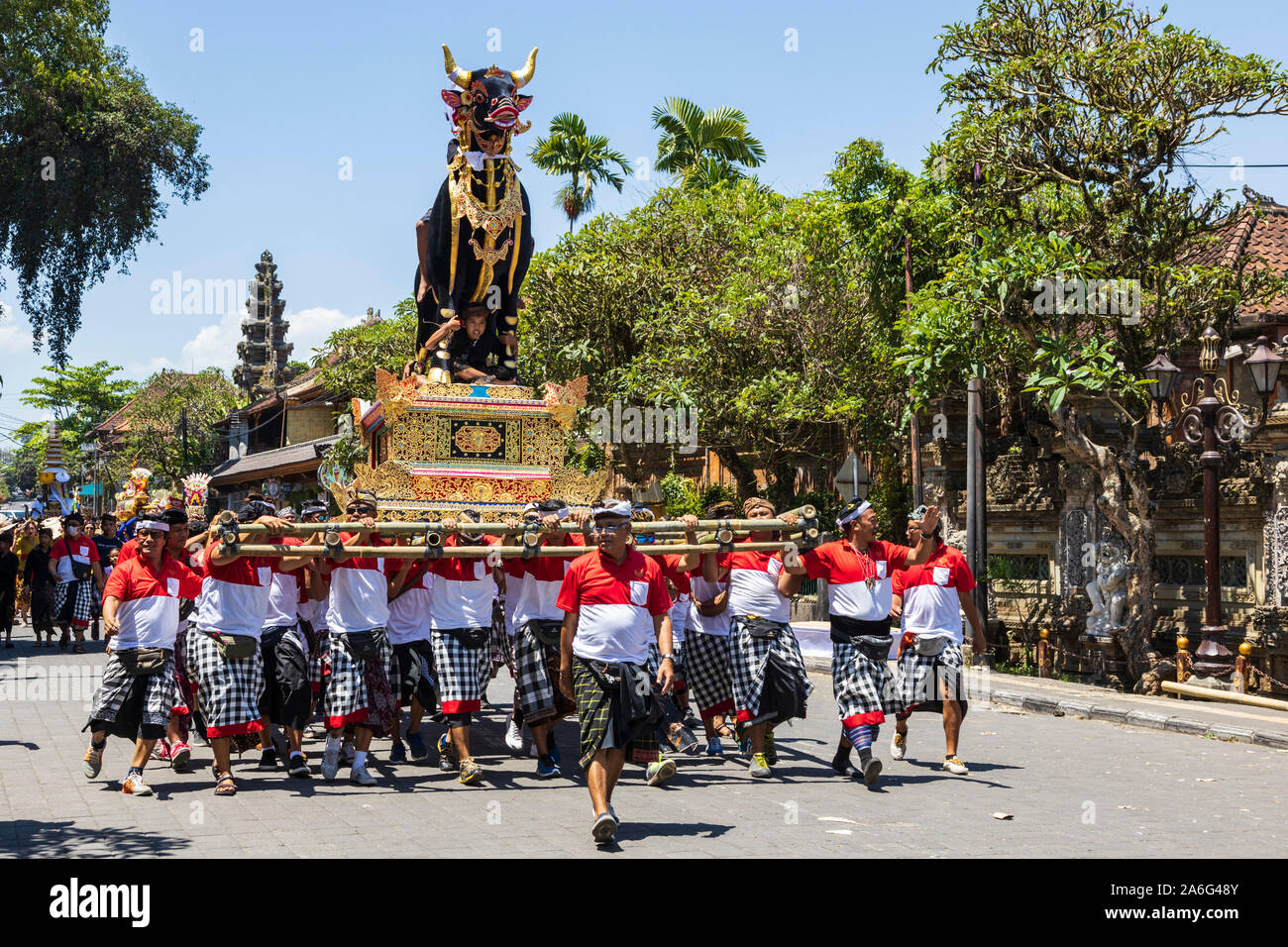 Festive procession in Ubud, Bali, Indonesia, Southeast Asia, Asia Stock ...