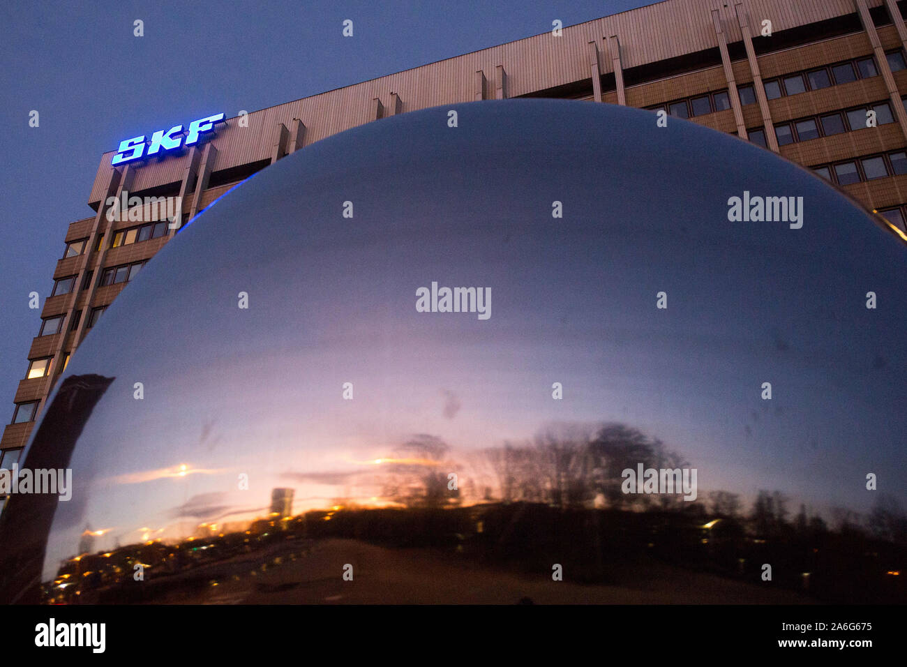 Skf logo hi-res stock photography and images - Alamy