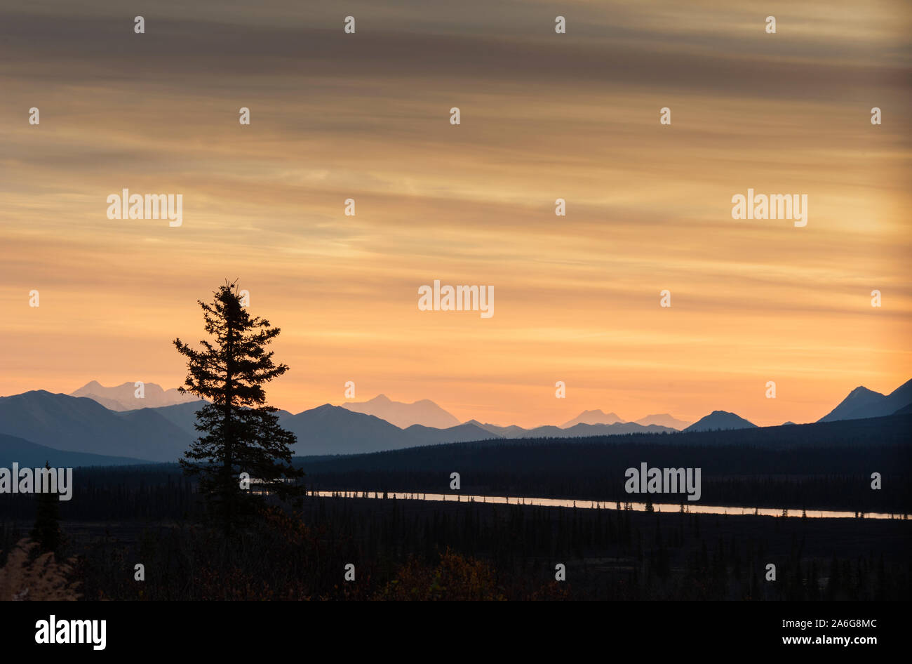 North America; United States; Alaska; Alaska Range Mountains; Broad ...