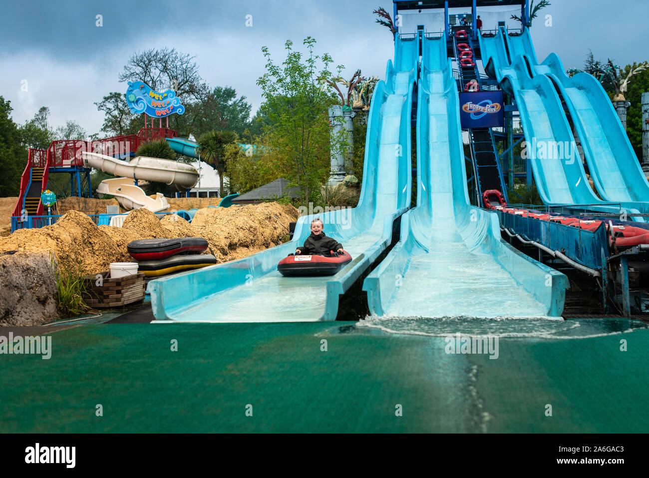 A day out at Thorpe Park, rides, roller coasters and scary thrill rides ...