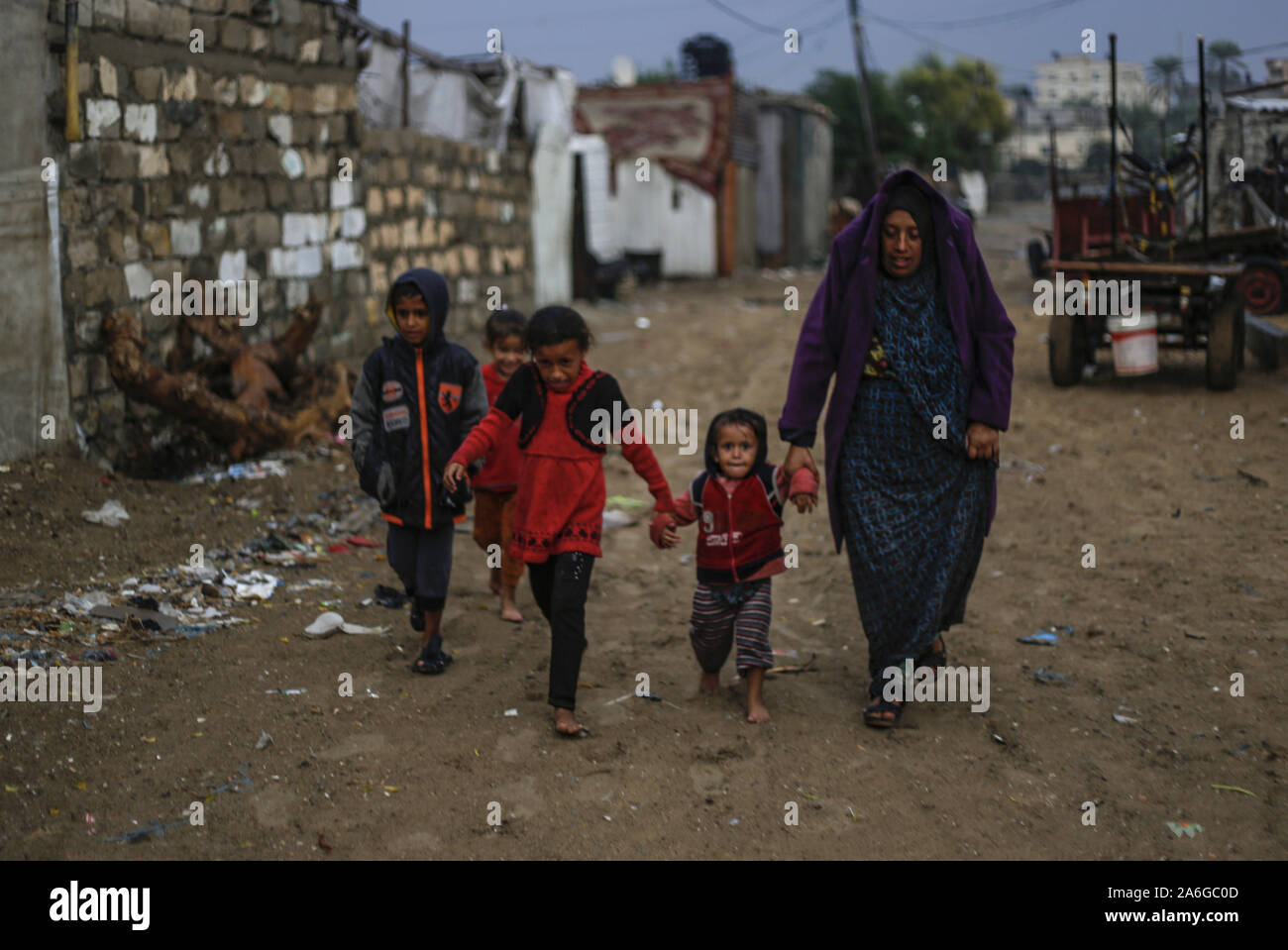 Palestine slums hi-res stock photography and images - Alamy