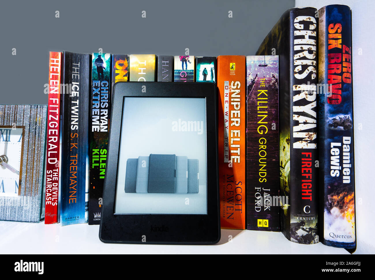 Ereader stock images hi-res stock photography and images - Alamy