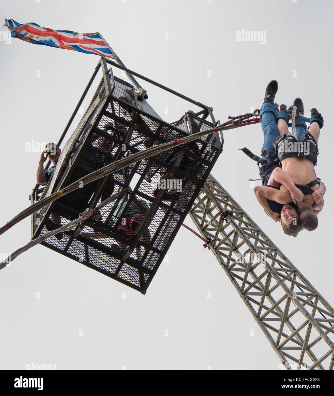 Bungee jumping cliff top hi-res stock photography and images - Alamy