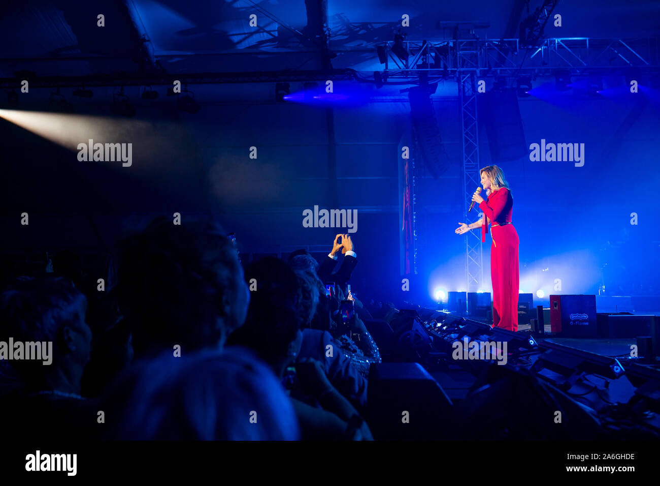 Burladingen, Germany. 26th Oct, 2019. The singer Helene Fischer appears ...