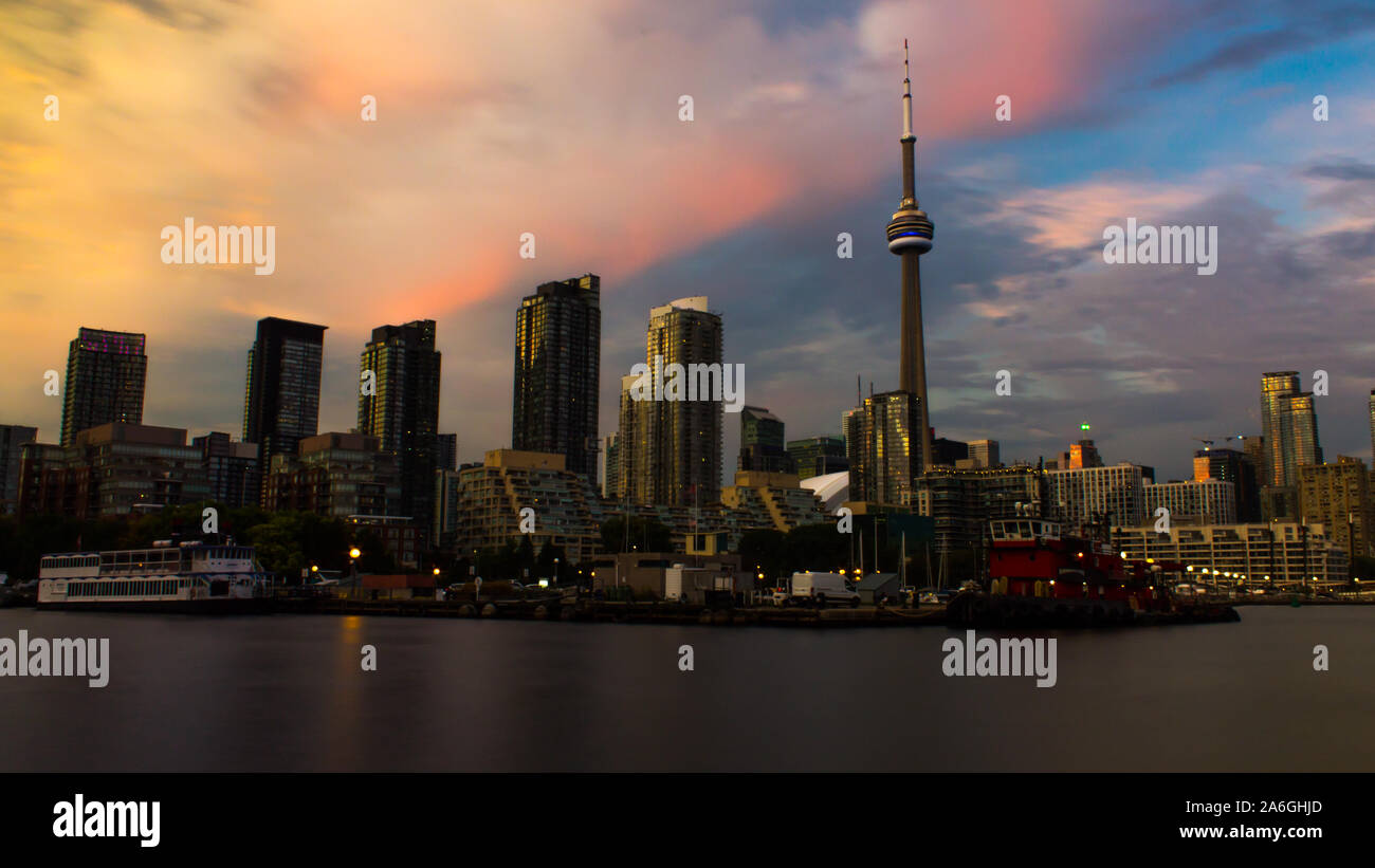 Toronto Skyline at sunset Stock Photo - Alamy