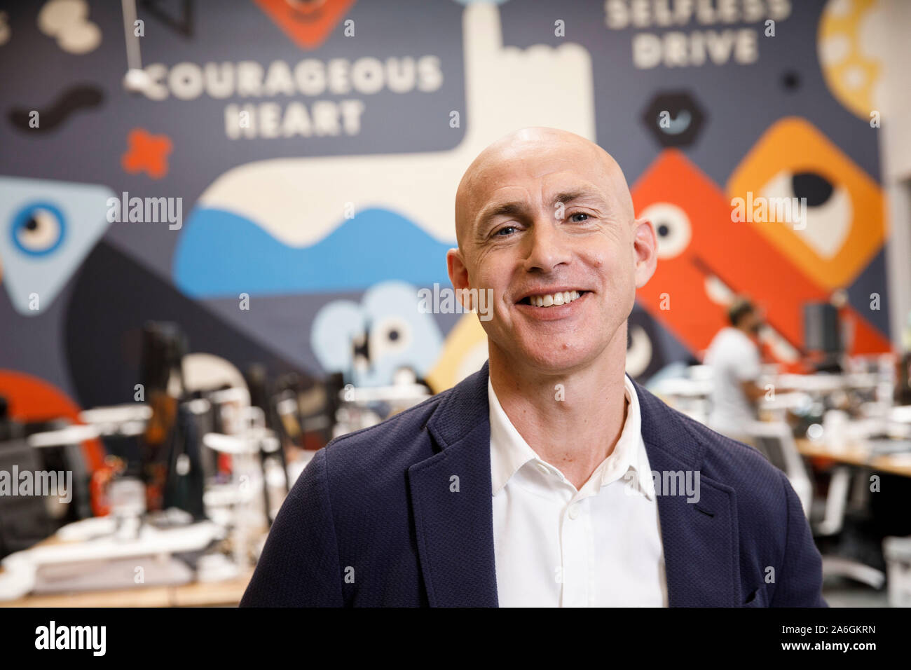 Headspace technology hi-res stock photography and images - Alamy