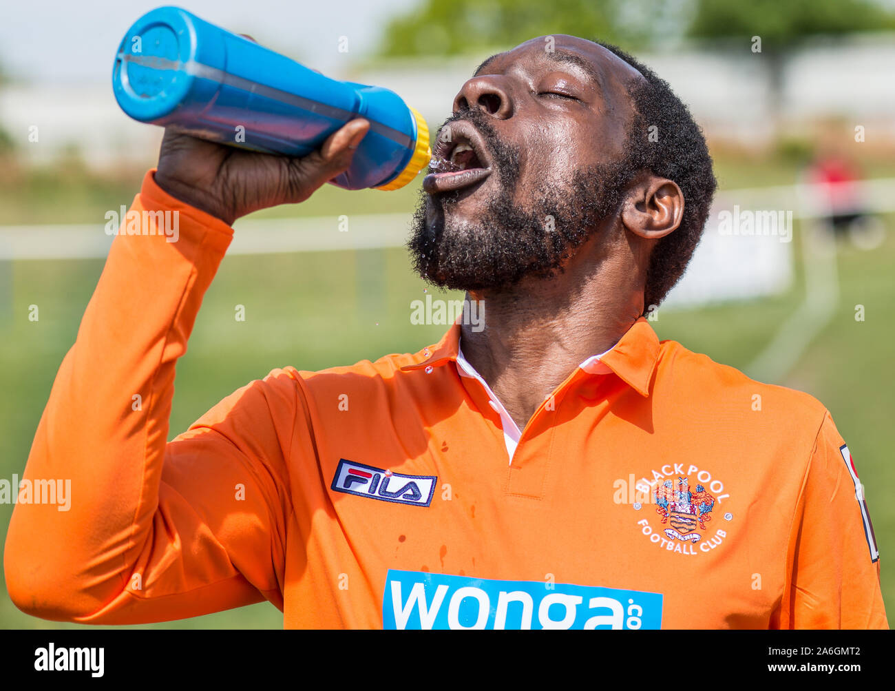 Famous actor Gary Beadle helps me out on a Charity fun day, the famous ...