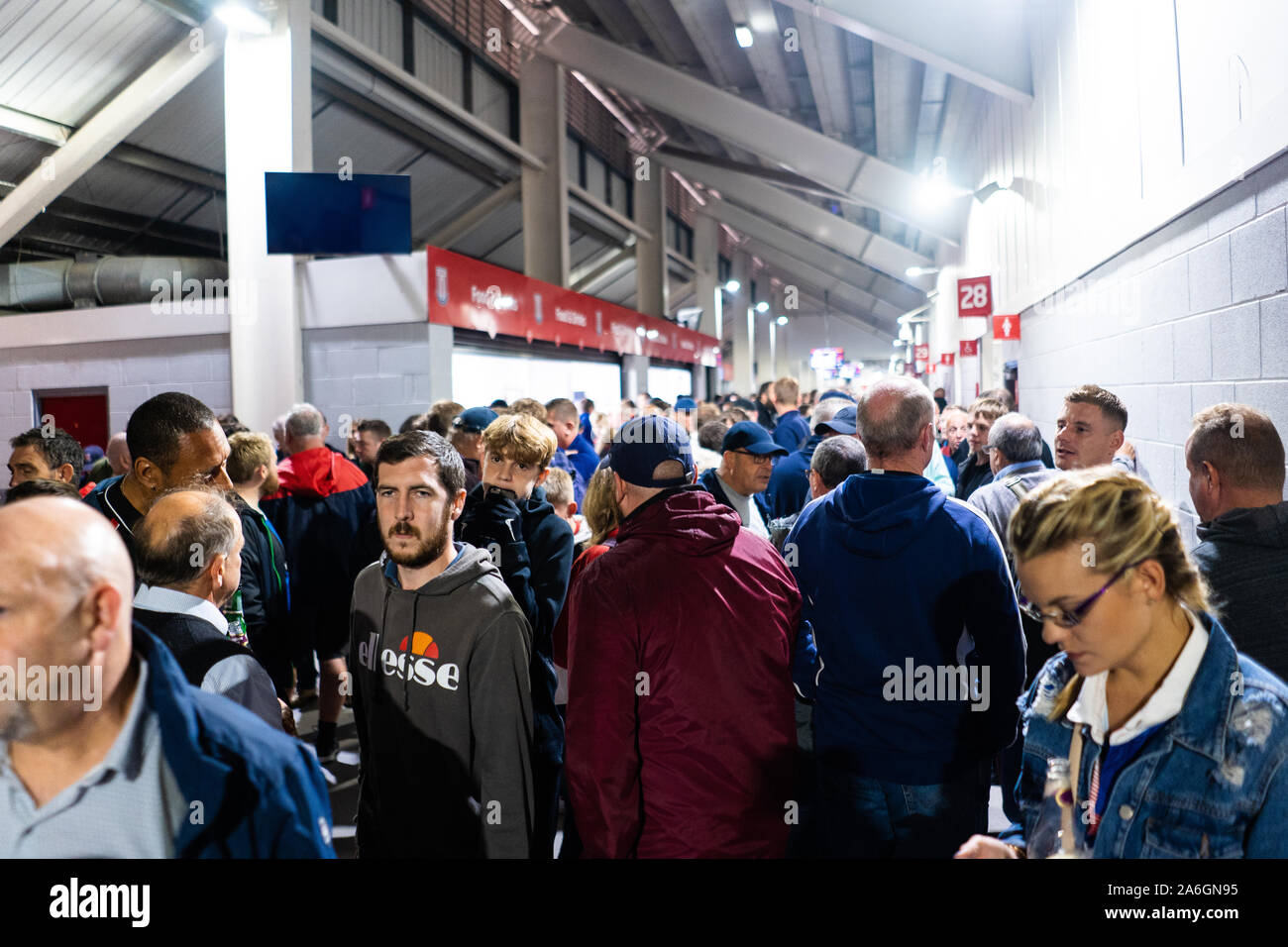 Football fans celebrate concourse hi-res stock photography and images ...