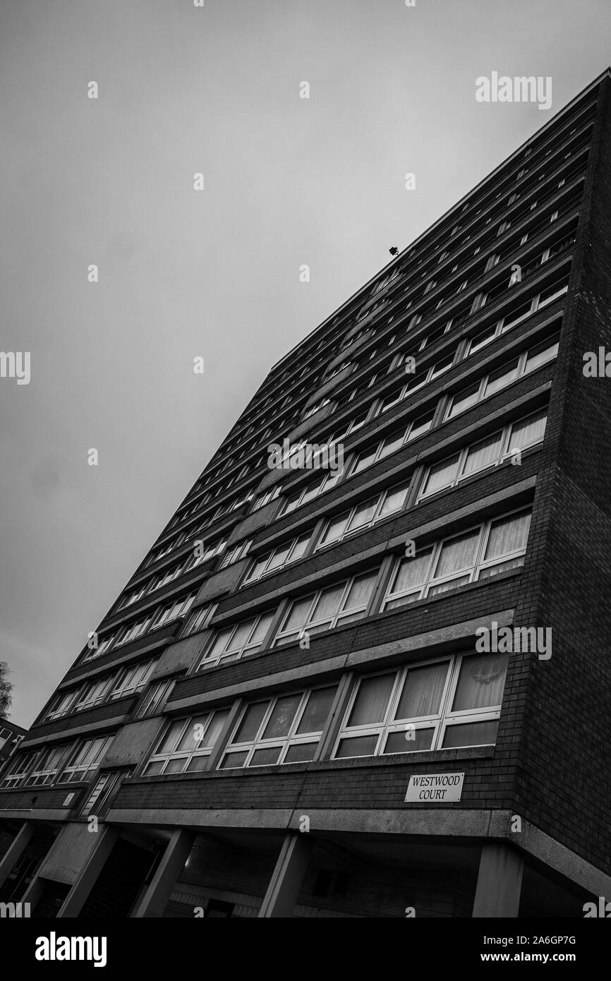 High rise brutalist architecture Black and White Stock Photos & Images ...