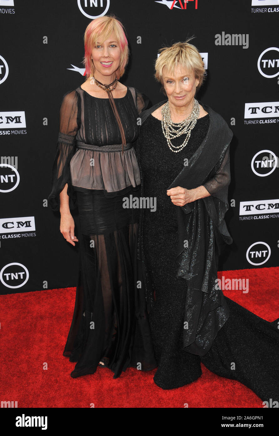 Cloris leachman daughter hi-res stock photography and images - Alamy