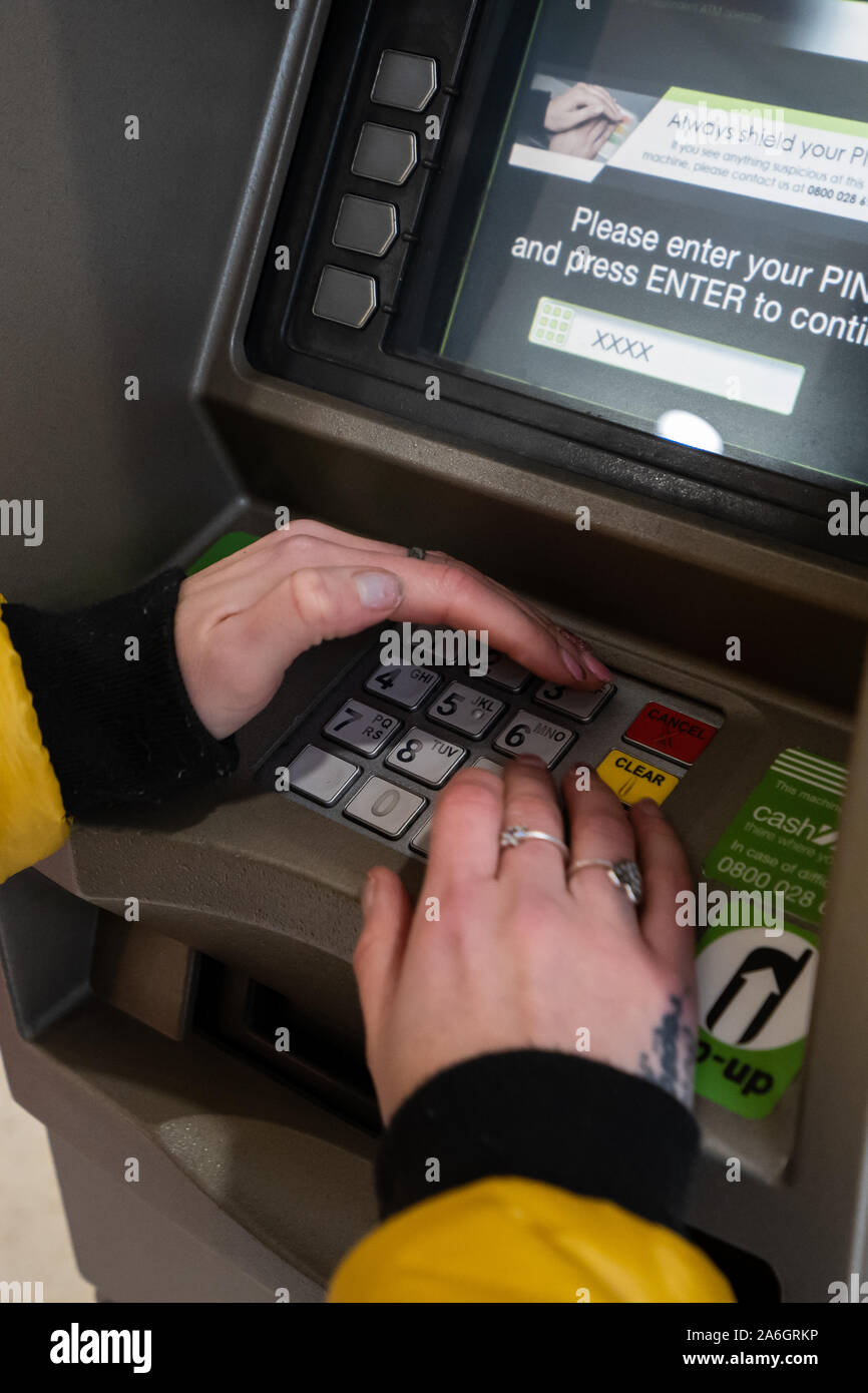 Security shopping centre woman hi-res stock photography and images - Alamy