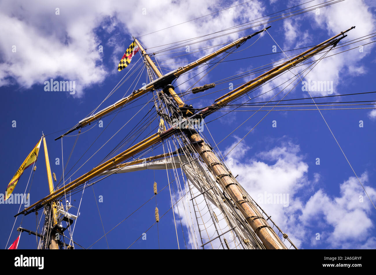 Mast, rigging and flags of a classic sailing ship Stock Photo - Alamy