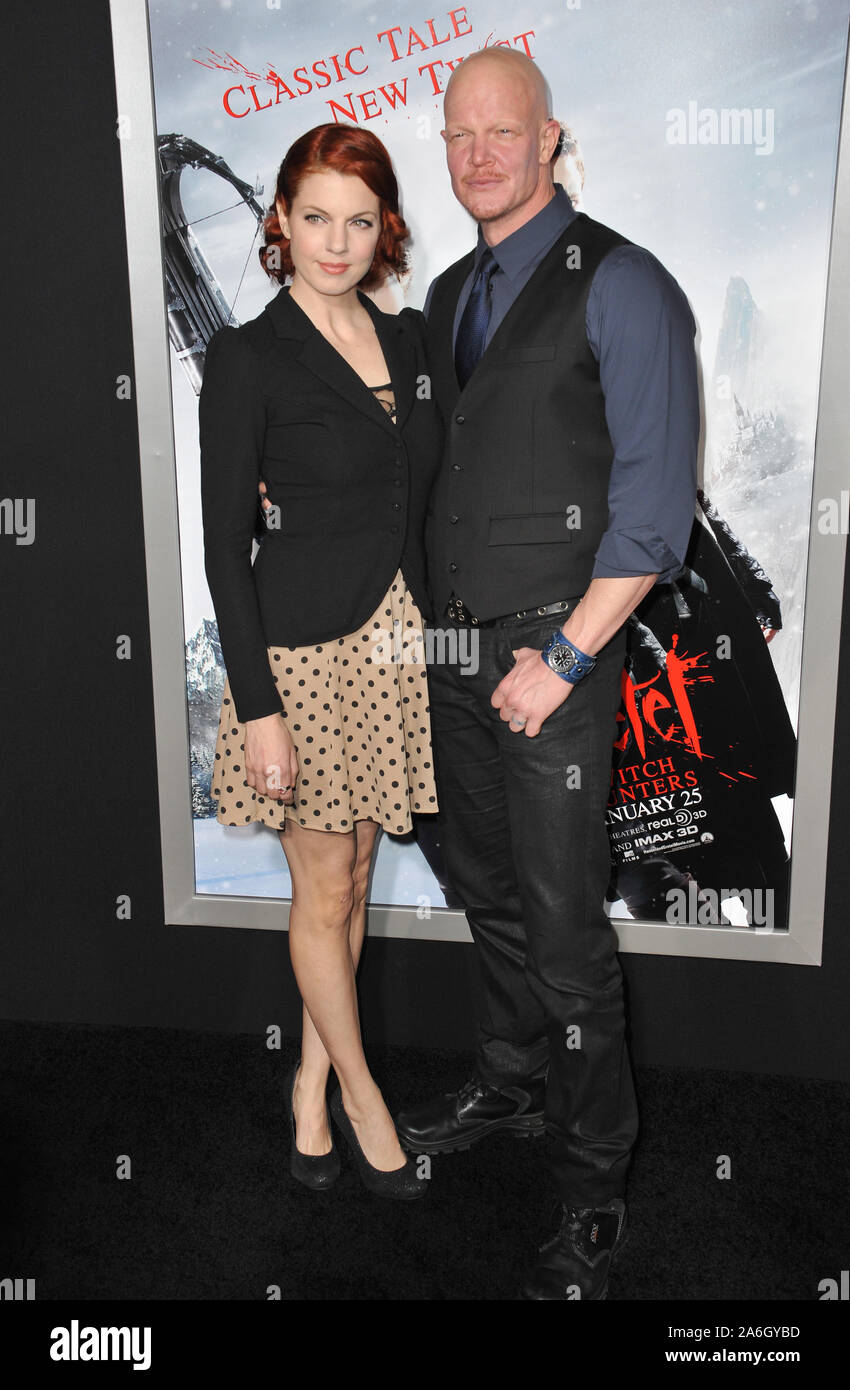 Derek Mears Hansel And Gretel