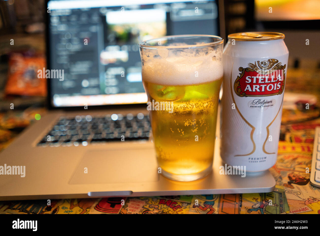 Stella artois cans hi-res stock photography and images - Alamy