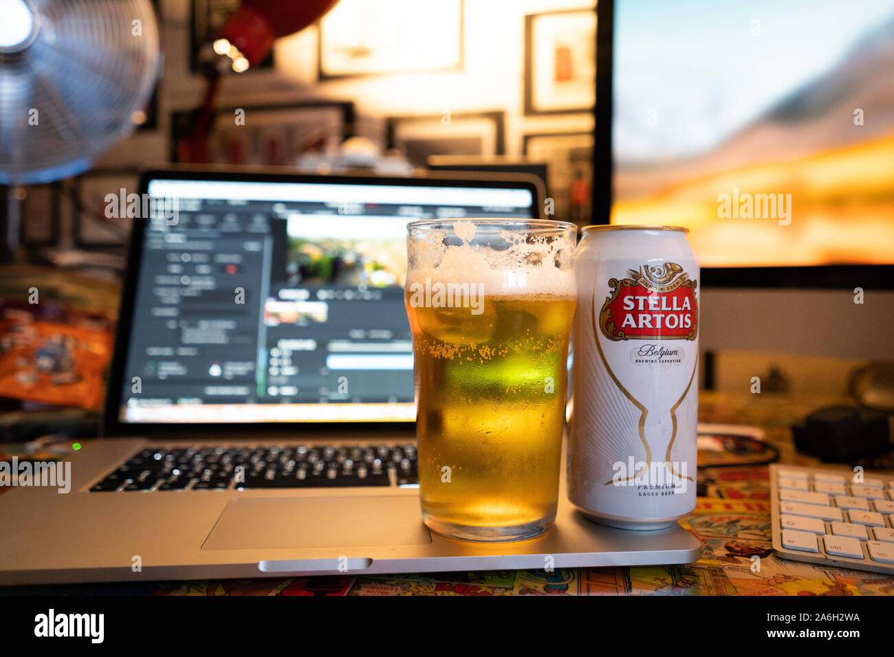 Stella artois cans hi-res stock photography and images - Alamy