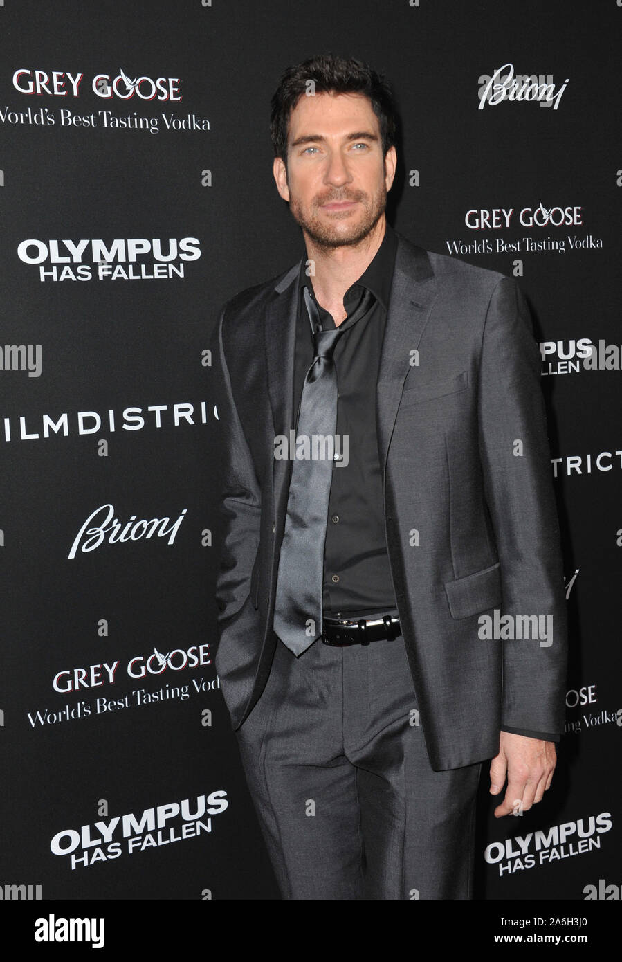 Dylan mcdermott olympus has fallen hi-res stock photography and images - Alamy