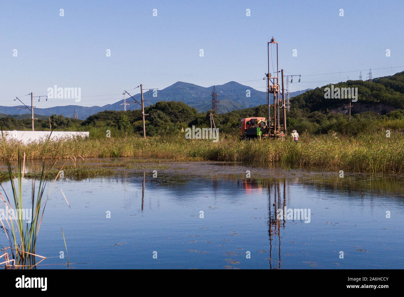 Mobile drilling rig for repair of oil and gas wells Stock Photo - Alamy