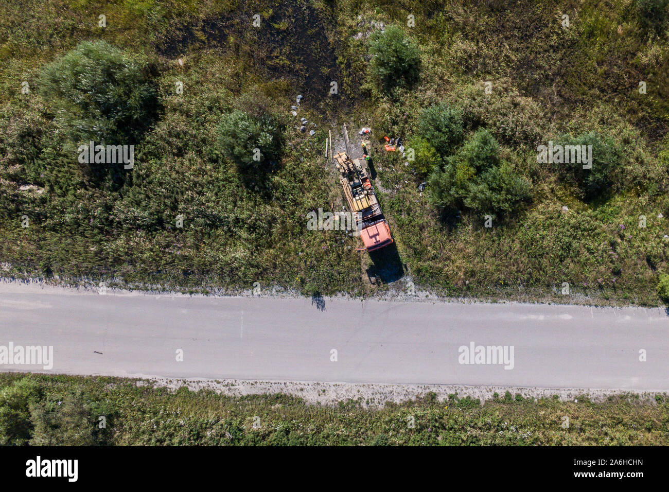 Mobile drilling rig for repair of oil and gas wells Stock Photo - Alamy